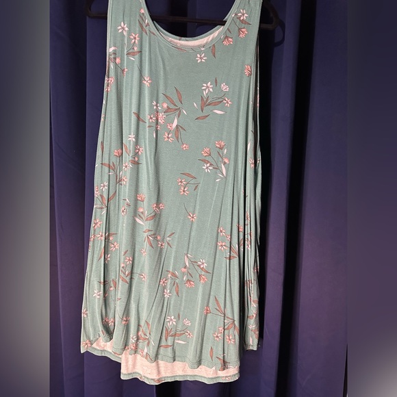 torrid | Tops | Torrid Blue Floral Tank | Poshmark